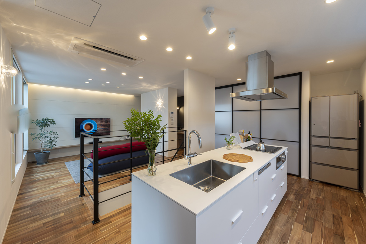 「内と外の連続感で 魅せるリビング」 ｜ アスカホーム【公式サイト】 福岡県北九州市で注文住宅・新築・リフォーム等を施工する工務店です